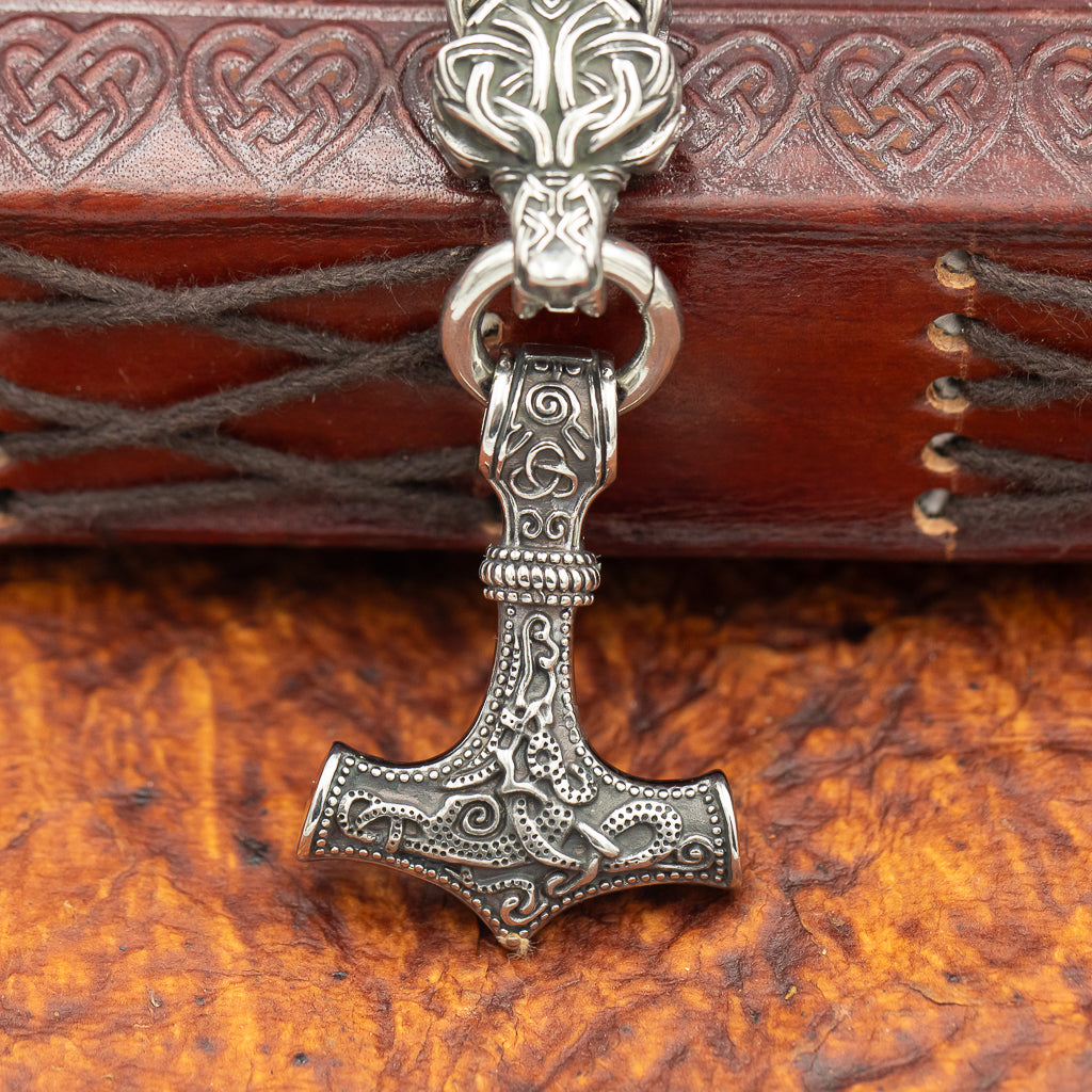 Fenrir and Thor's Hammer Box Chain – Skullvikings