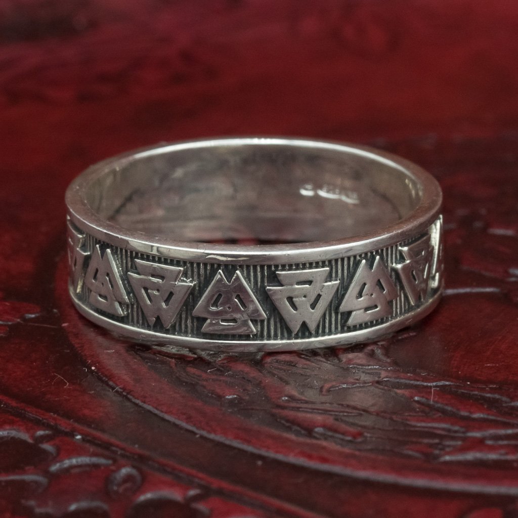 Skull Vikings - Sterling Silver Viking Valknut Ring/Wedding Band ...