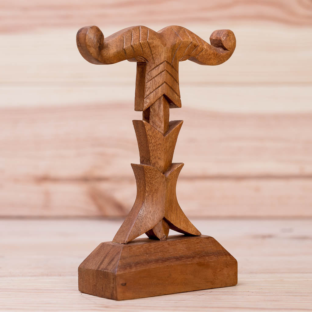 Irminsul with Socle Statue – Skullvikings