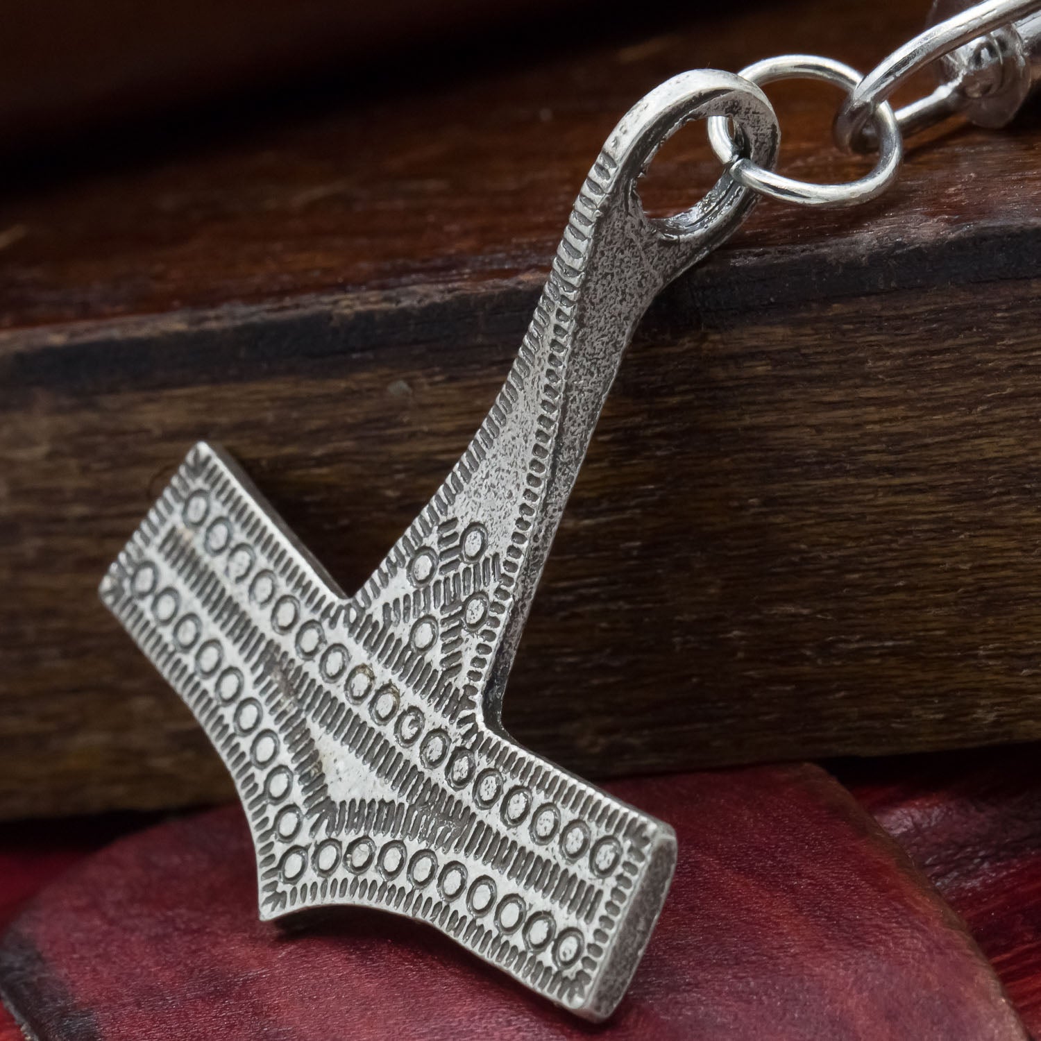 mjolnir keyring